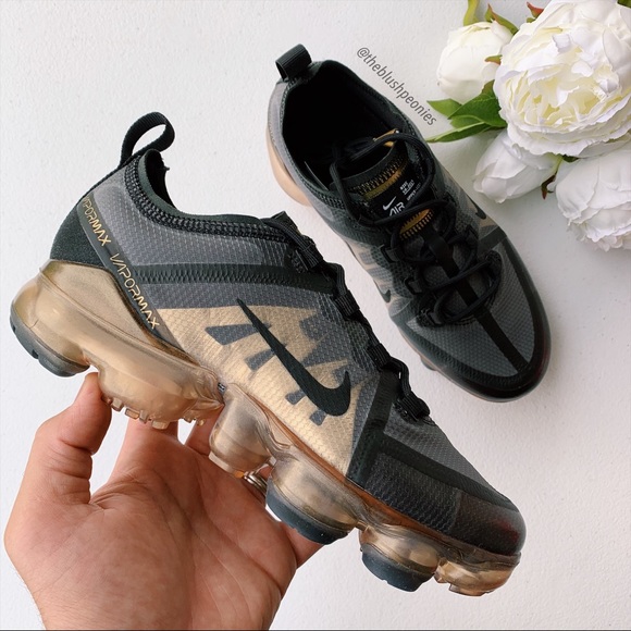 Nike | Shoes | Nike Air Vapormax Metallic Gold Nwt | Poshmark